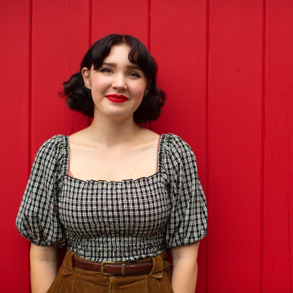 Firefox Presents: Cosplayer Rachel Maksy gives main character energy